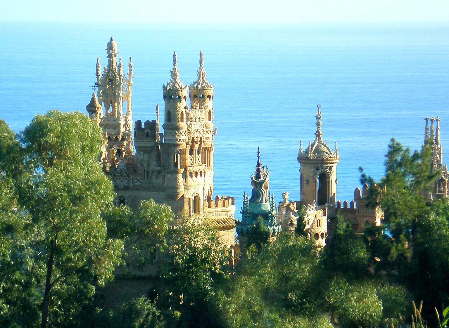 Top 12 Most Impressive Castles in Spain | Just Explore